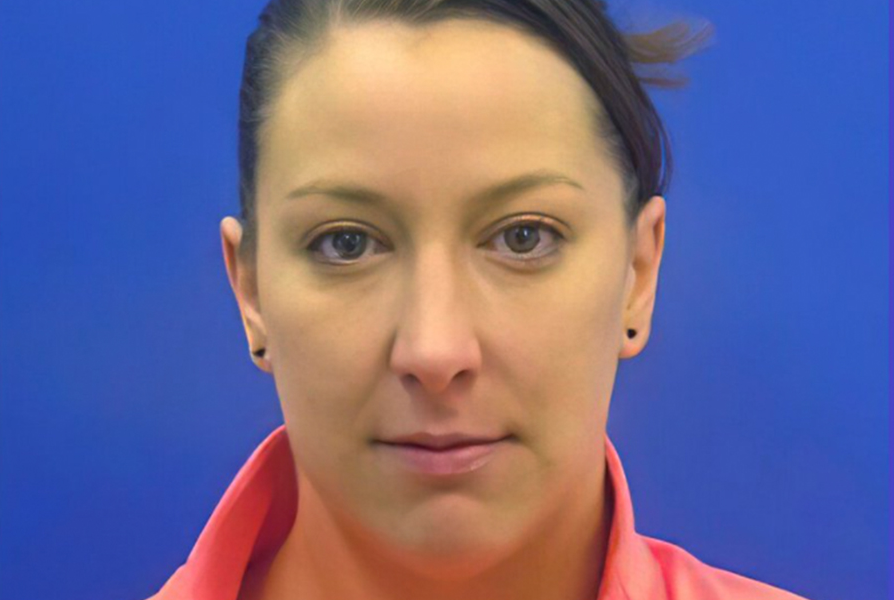 The Capitol Police officer who killed a woman after she forced her way ...